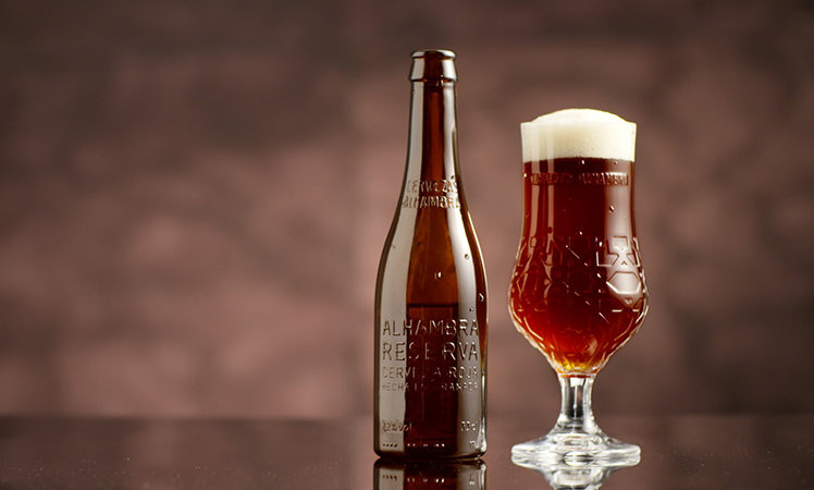 Cervezas Alhambra presenta una nueva variedad: Alhambra Reserva Roja