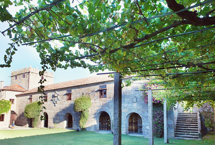 Palacio de Fefiñanes, seleccionada como una de las mejores bodegas del ...