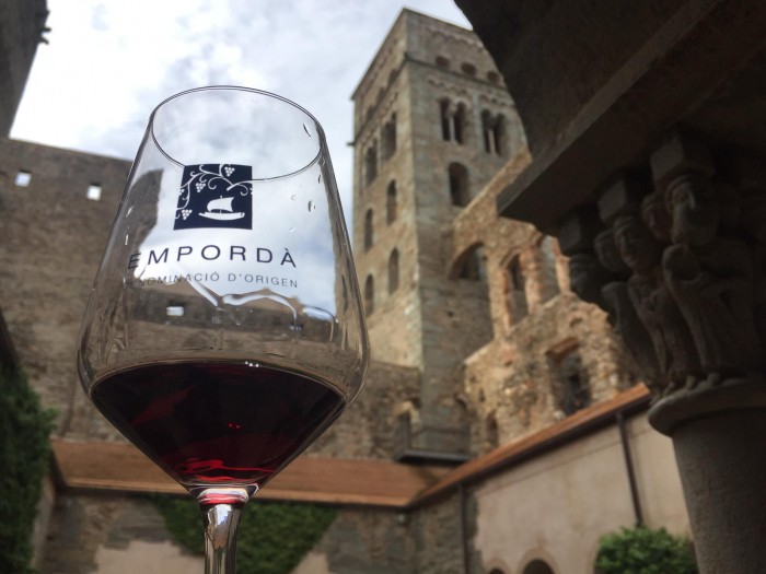 Éxito de la primera edición del ciclo 'Vino y monasterios' organizado ...