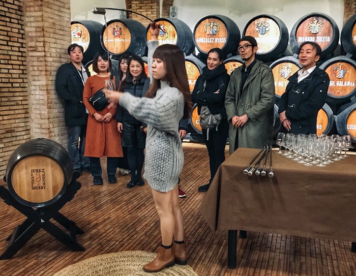 Alumnos de la Japan Sherry Academy visitan el Marco de Jerez