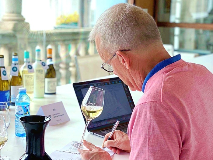 Tim Atkin MW, visita la D.O. Rías Baixas