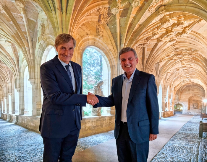 Los Paradores de Turismo de España brindan con Cava