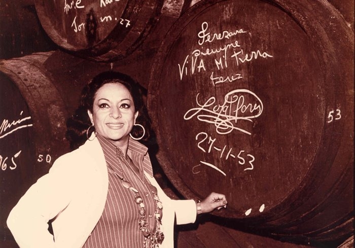 Celebrando el centenario de Lola Flores con una exposición única