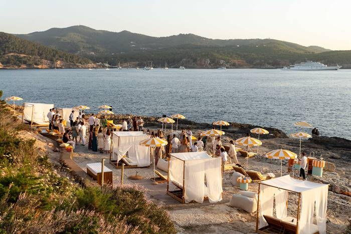 Veuve Clicquot inaugura exclusivos Sun Clubs para disfrutar del verano