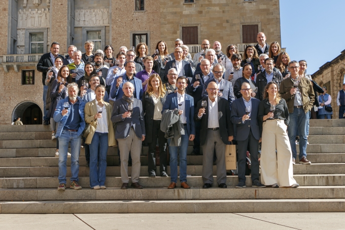Montserrat y el Pla de Bages brindan por un milenio de historia y vino