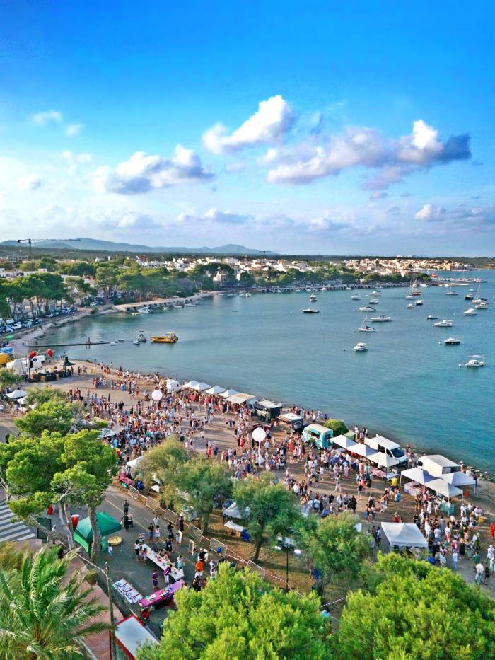 El Raïm Wine Fest reúne a más de 6.000 personas en Portocolom y ...